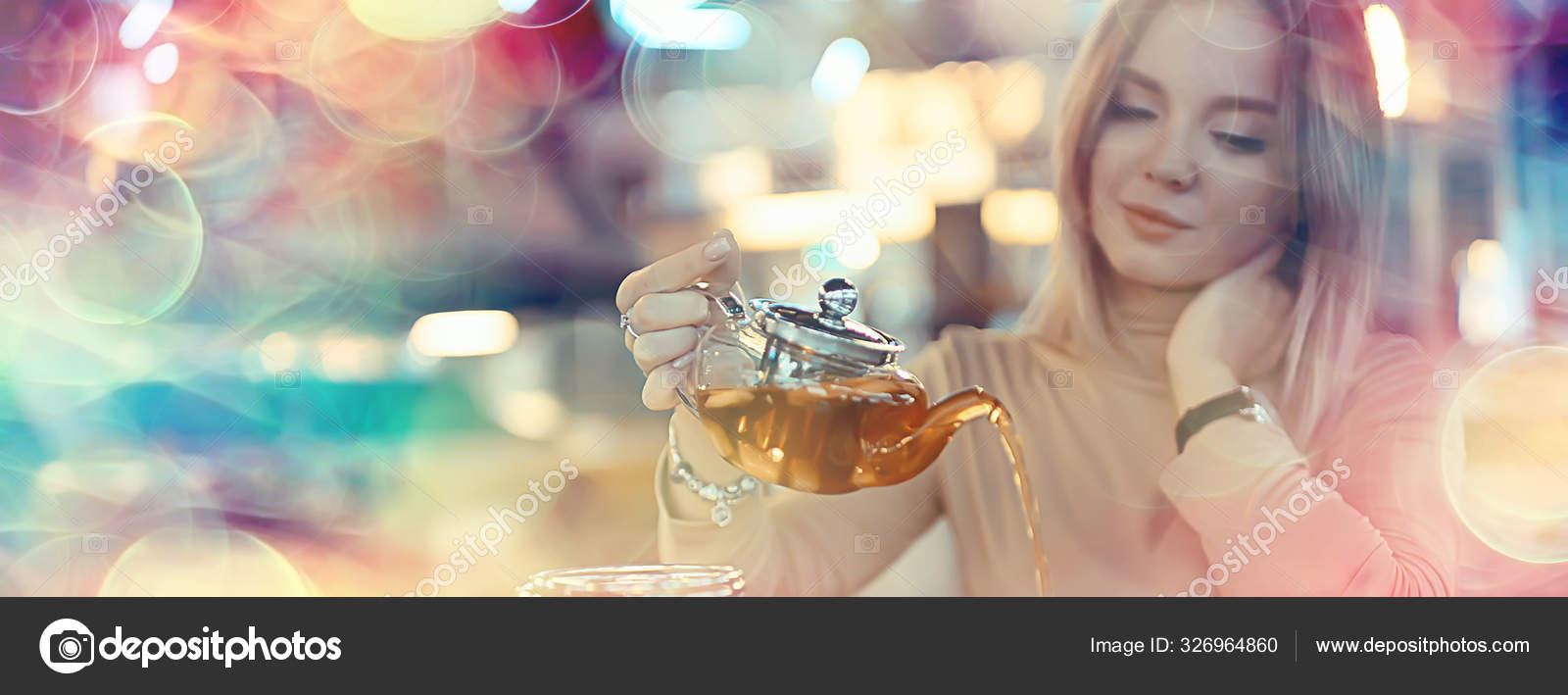 Young Model Drinks Tea Cafe Vacation Concept Table Setting — Stock ...