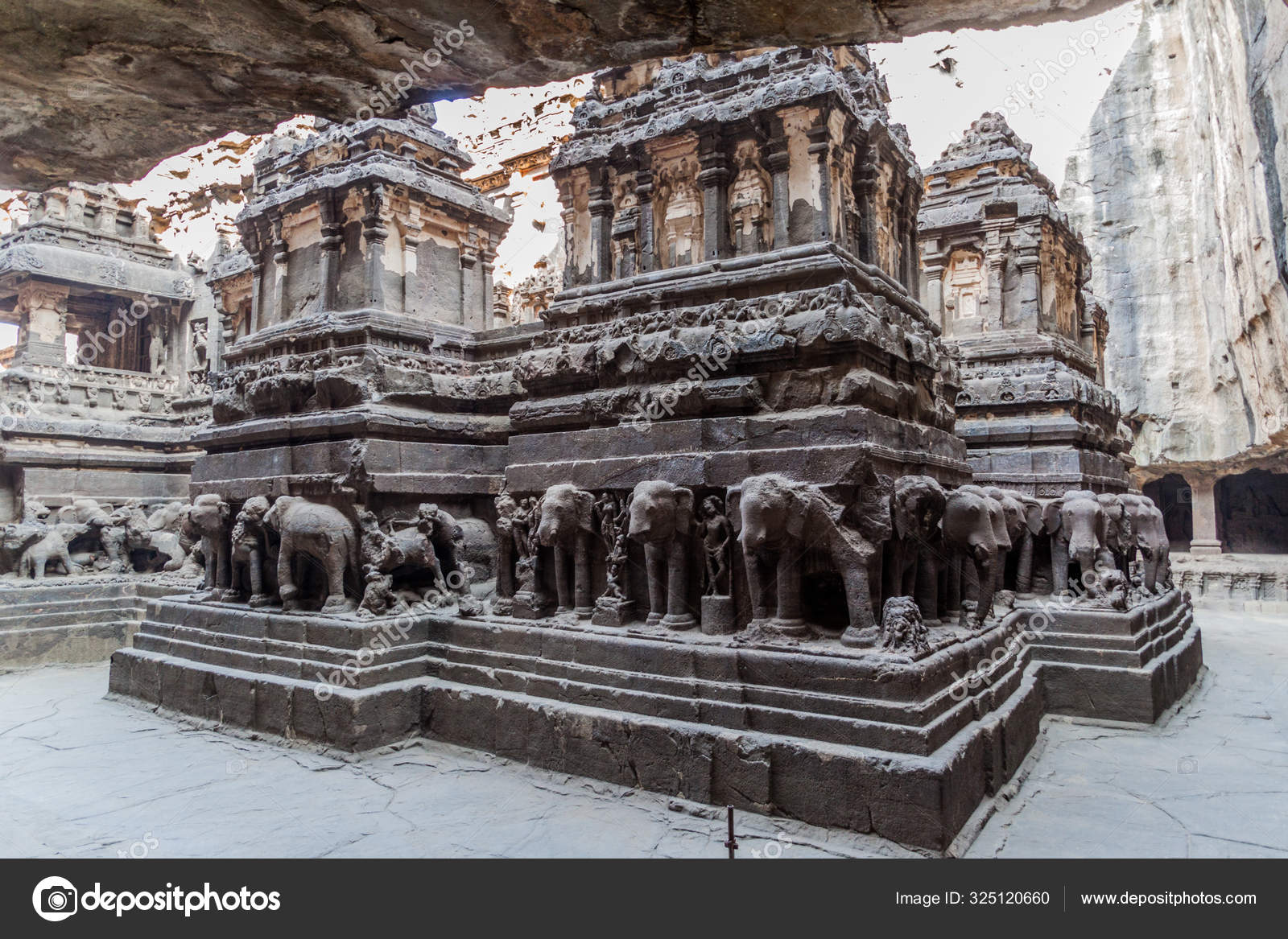 Kailasa Temple Ellora Maharastra State India Stock Photo by ©mathes ...