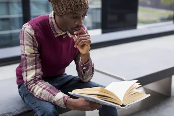 Black people reading Stock Photos, Royalty Free Black people reading ...