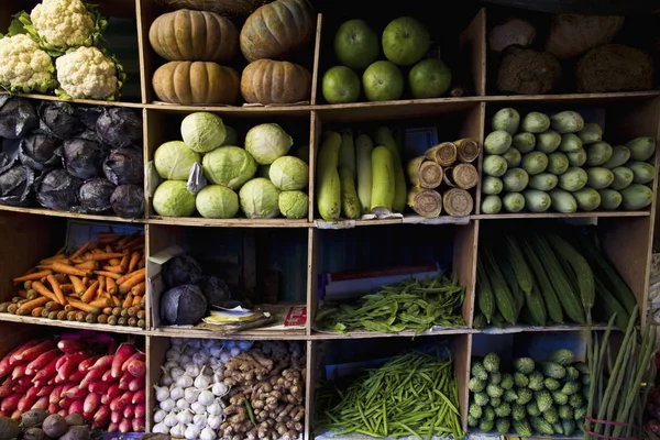 Indian vegetable shop Stock Photos, Royalty Free Indian vegetable shop ...