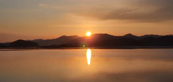 Ásia do nascer do sol Stock Photos, Royalty Free Ásia do nascer do sol ...