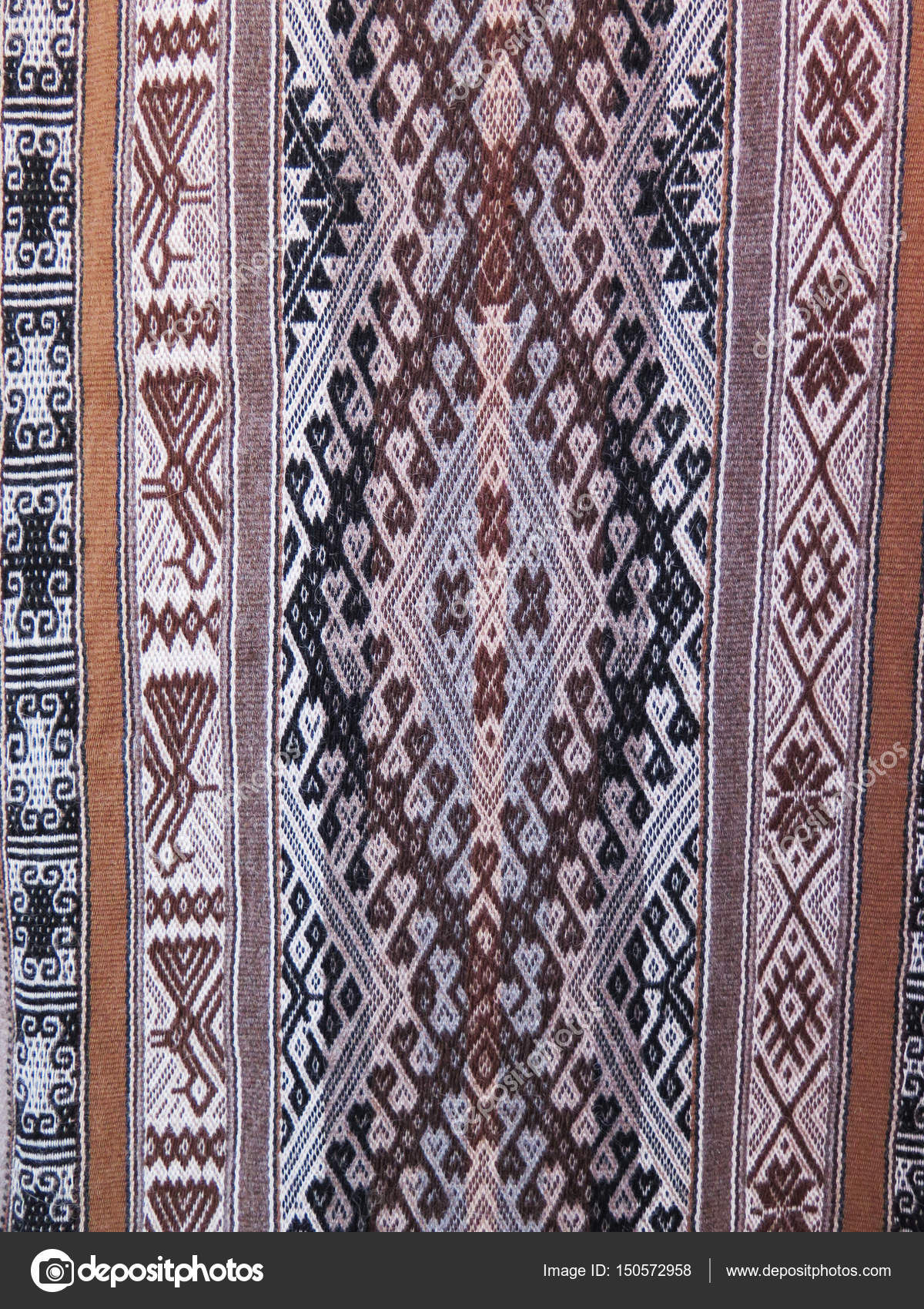 Peruvian hand made woolen fabric — Stock Photo © aroas #150572958