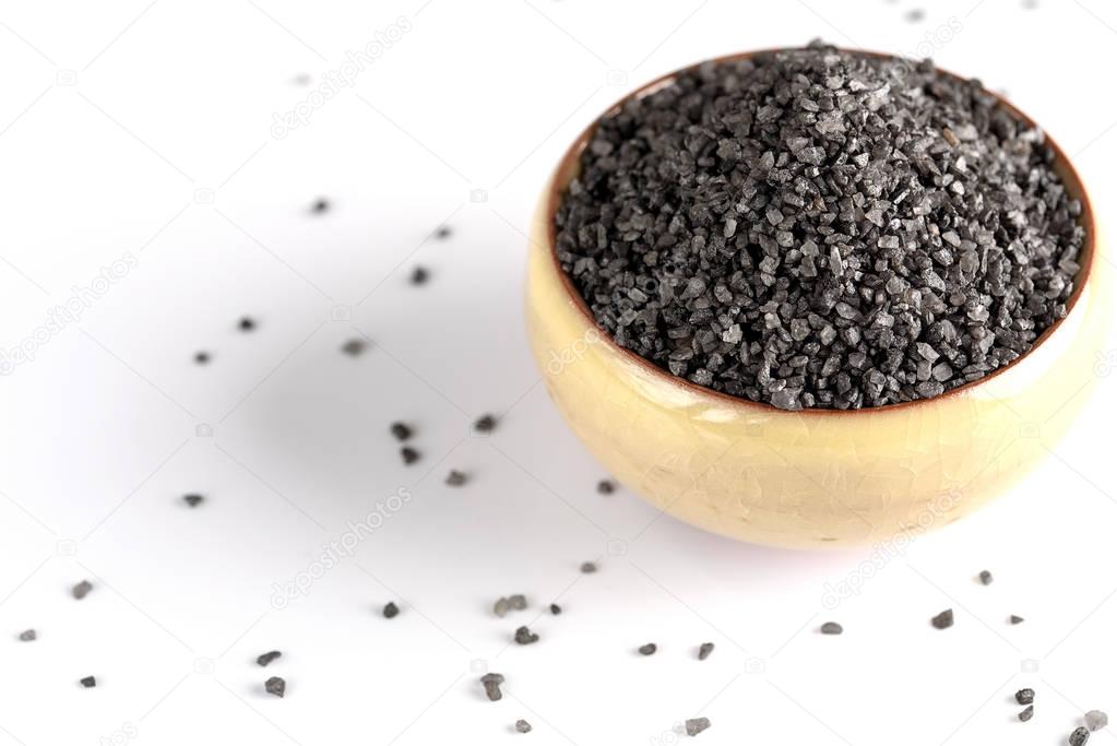 Sal de roca negra del Himalaya utilizada en el sur de Asia, los ...