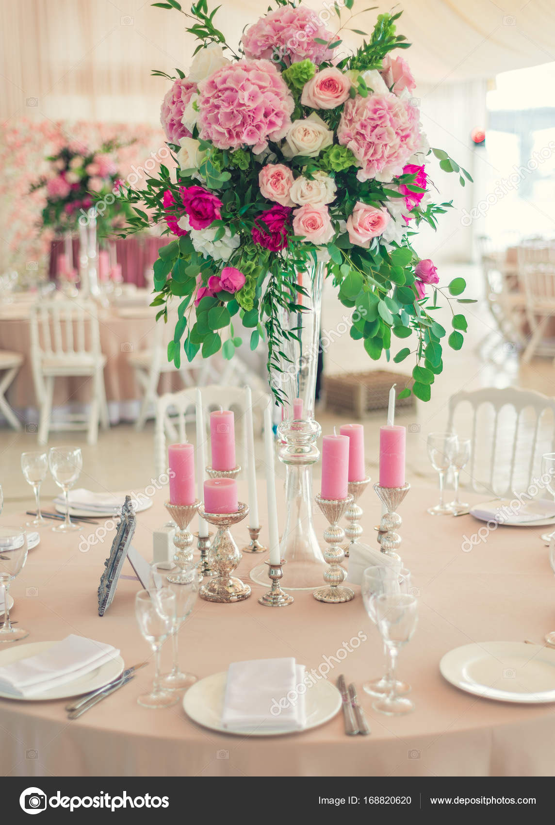 Reflective table at a wedding banquet Stock Photo by ©Yevhenii_Medovnyk ...