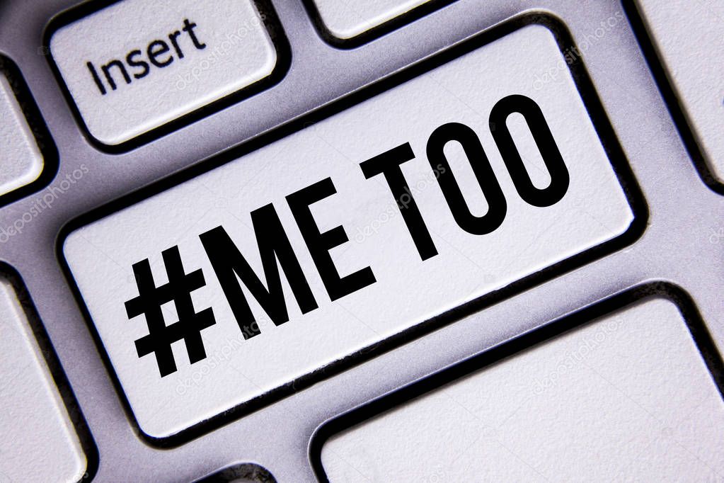 Signo de texto que me muestra también. Foto conceptual Crecer lo ...