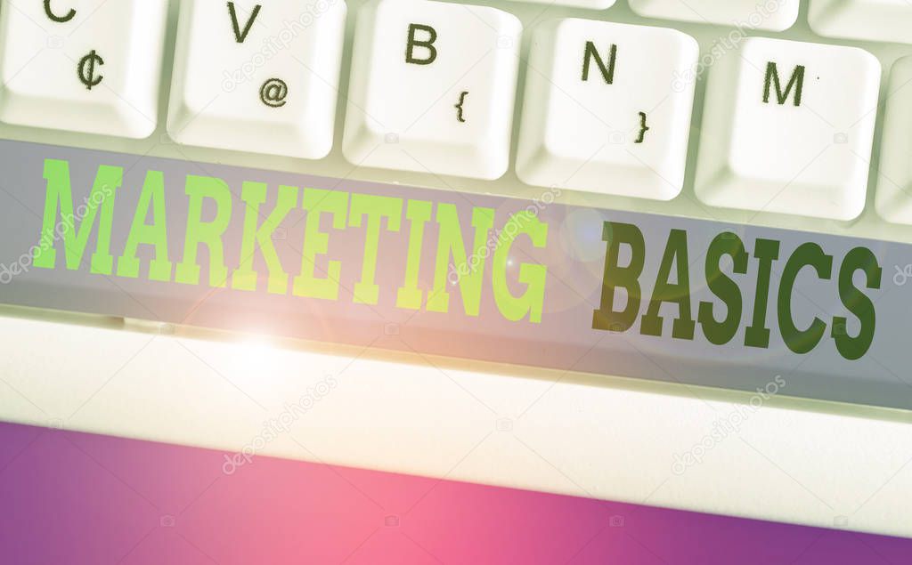Texto de escritura de palabras Conceptos básicos de marketing. Concepto de negocio para ...