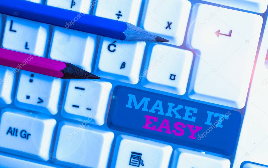 Escritura a mano conceptual que muestra Make It Easy. Concepto que ...