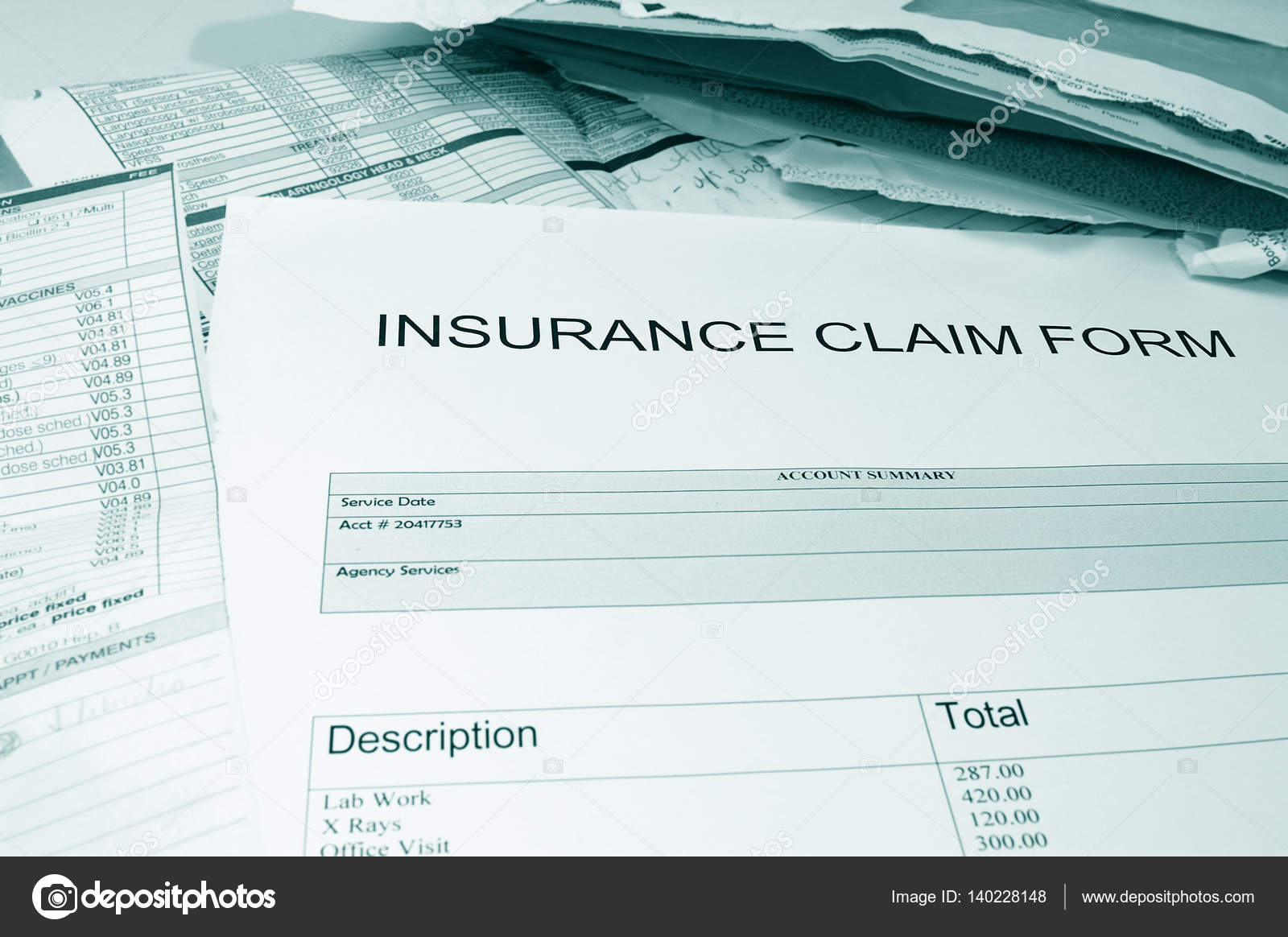 Insurance claim form and bills — Stock Photo © zimmytws #140228148
