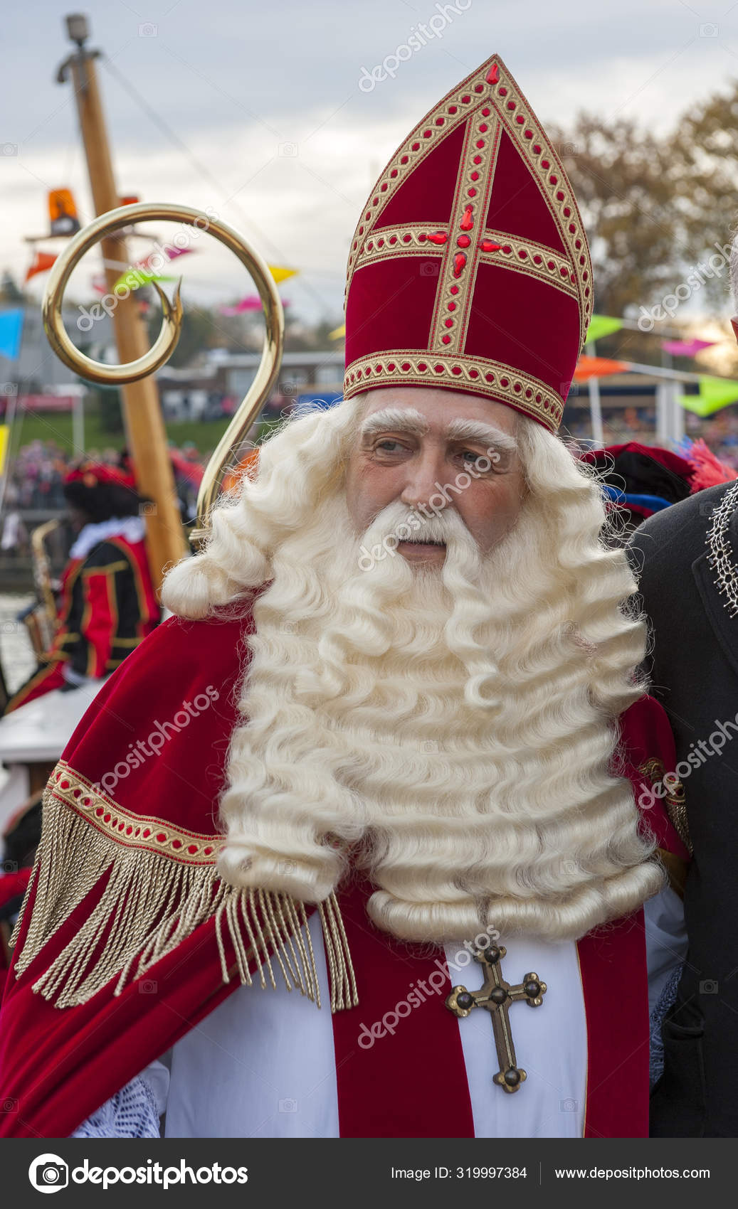 Sinterklaas arrivant aux Pays-Bas — Photo éditoriale © Buurserstraat38 #319997384
