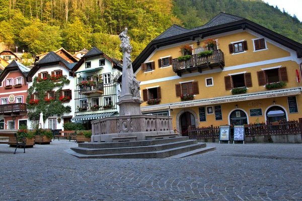 Hallstatt central square Stock Photos, Royalty Free Hallstatt central ...