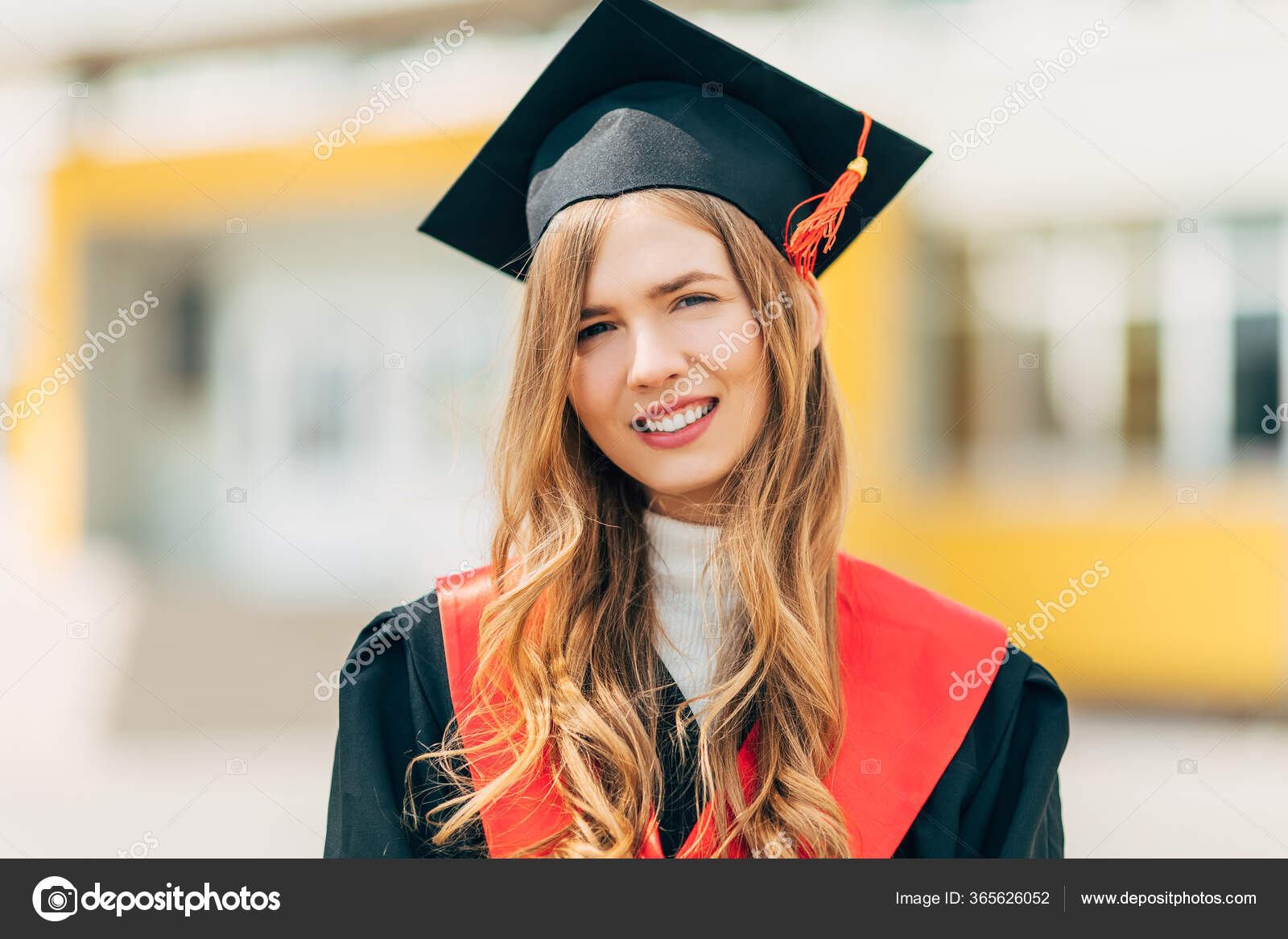 Happy Beautiful Graduate Student Diploma Smiles Concept Graduation ...