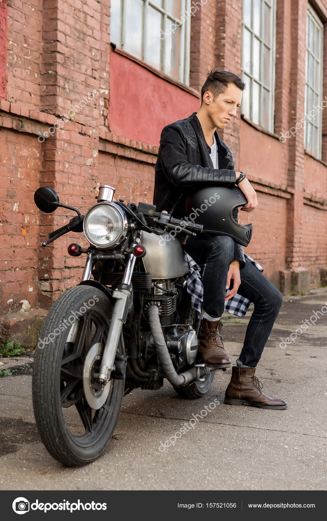 Cafe Racer Rider Style