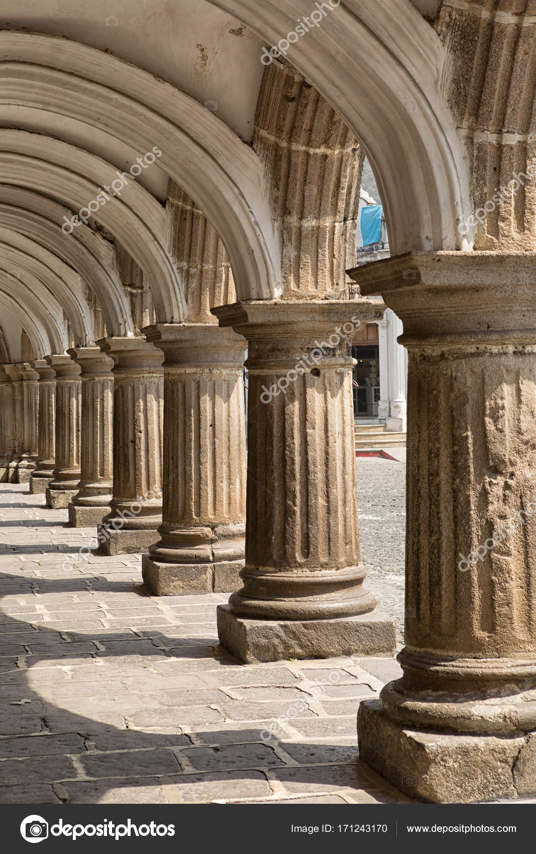 Colonial architecture in Antigua, Guatemala – Stock Editorial Photo ...