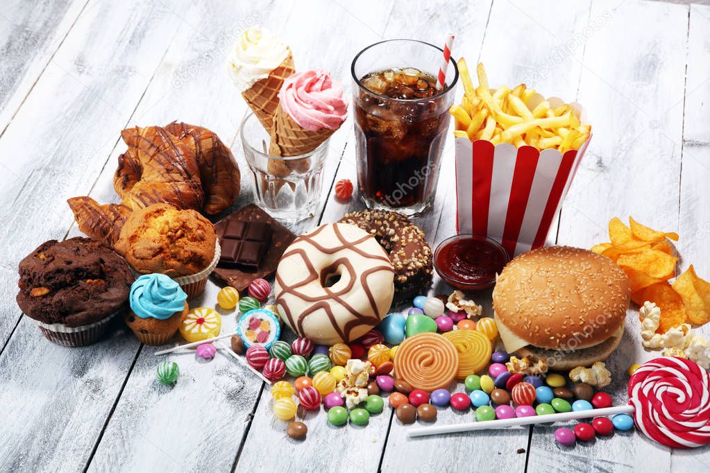 Productos poco saludables. comida mala para la figura, piel, corazón y ...