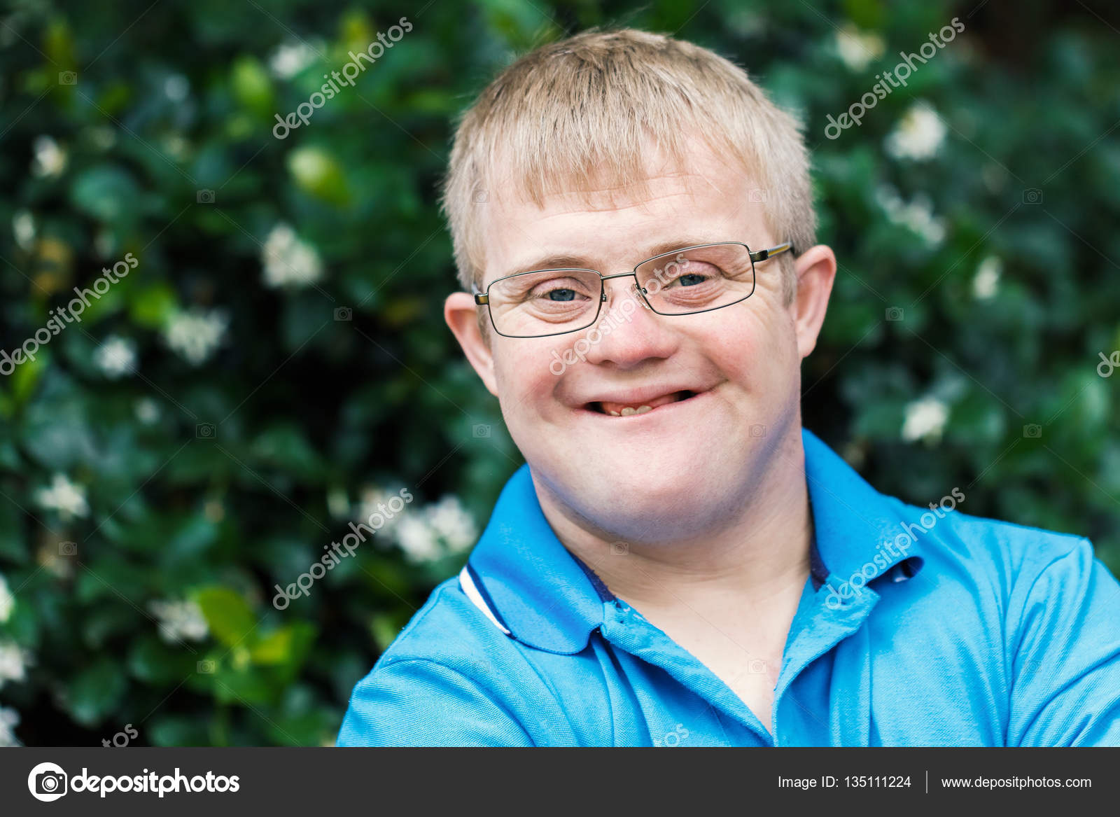 Smiling handicapped man Stock Photo by ©karelnoppe 135111224