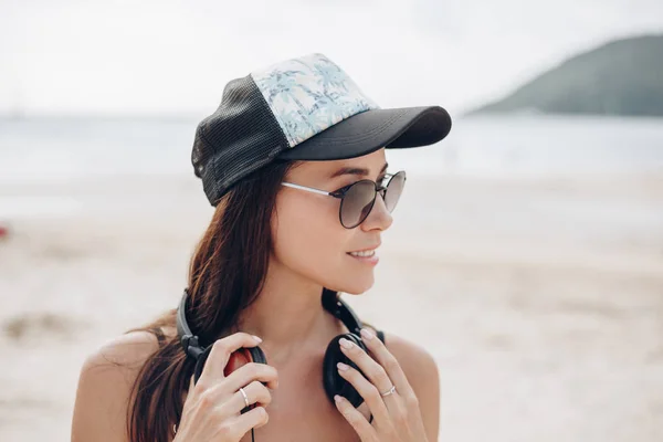 cap - Stock Image - Everypixel