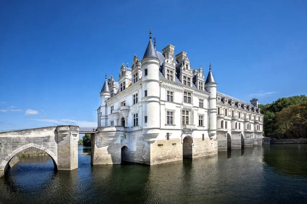 Chateau de Chenonceau, Loire Valley, France - The Chateau de Chenonceau ...