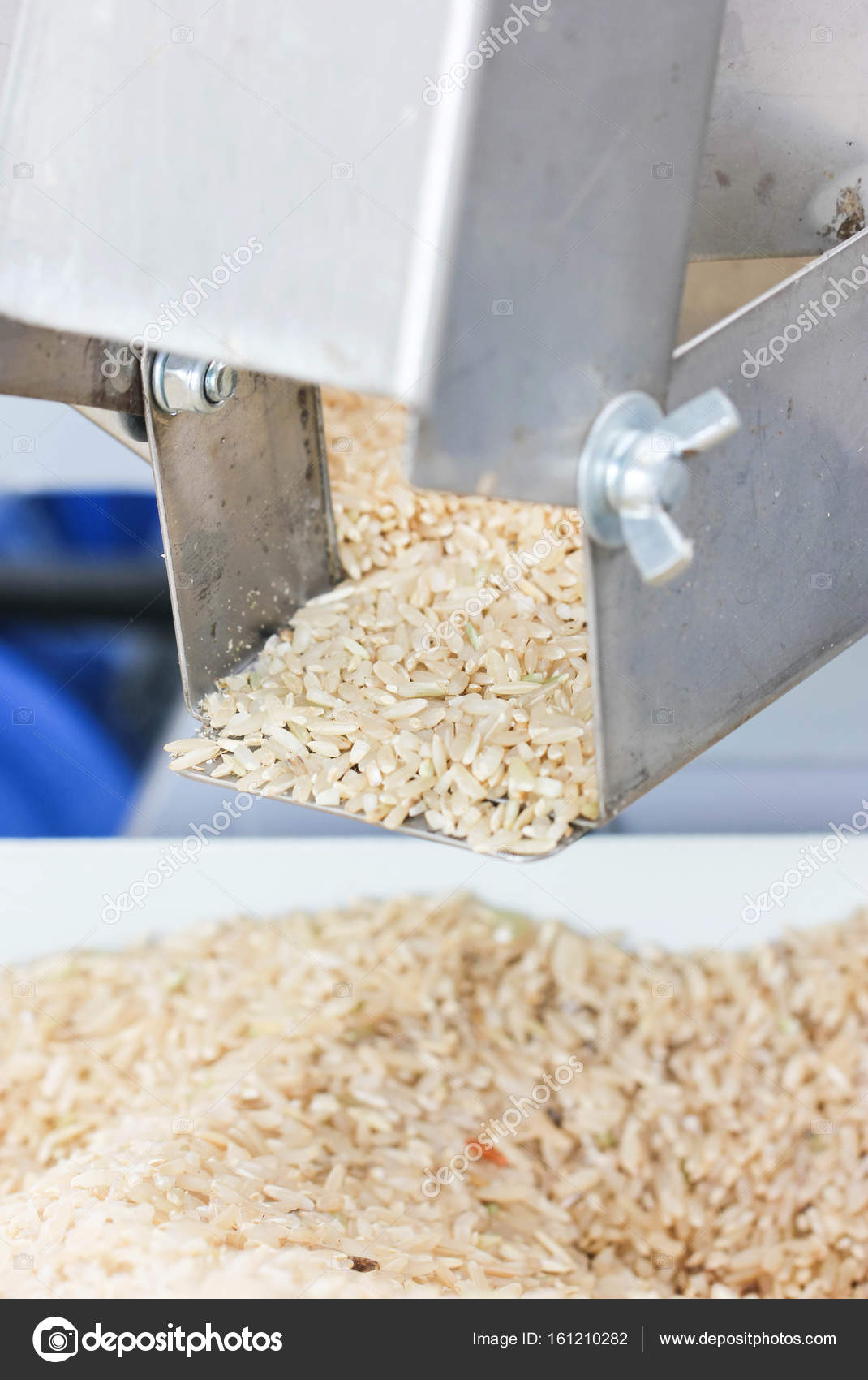 The Rice Milling Machine. Stock Photo by ©happymay 161210282