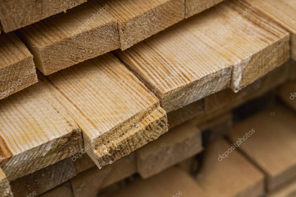 Montones de tablas de madera en el aserradero, tablones. Almac n para ... Montones de tablas de madera en el aserradero, tablones. Almac n para ...