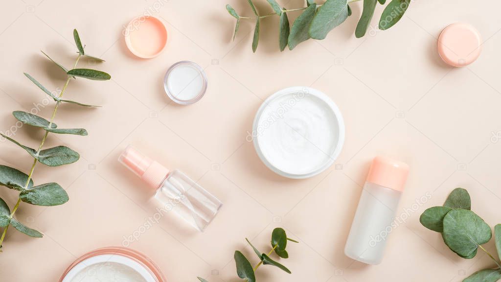 Composición Plana Con Productos Cosméticos Orgánicos Naturales Sobre