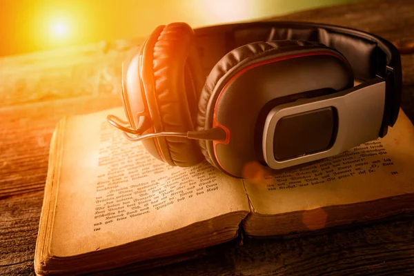 Bible and headphones Stock Photos, Royalty Free Bible and headphones ...