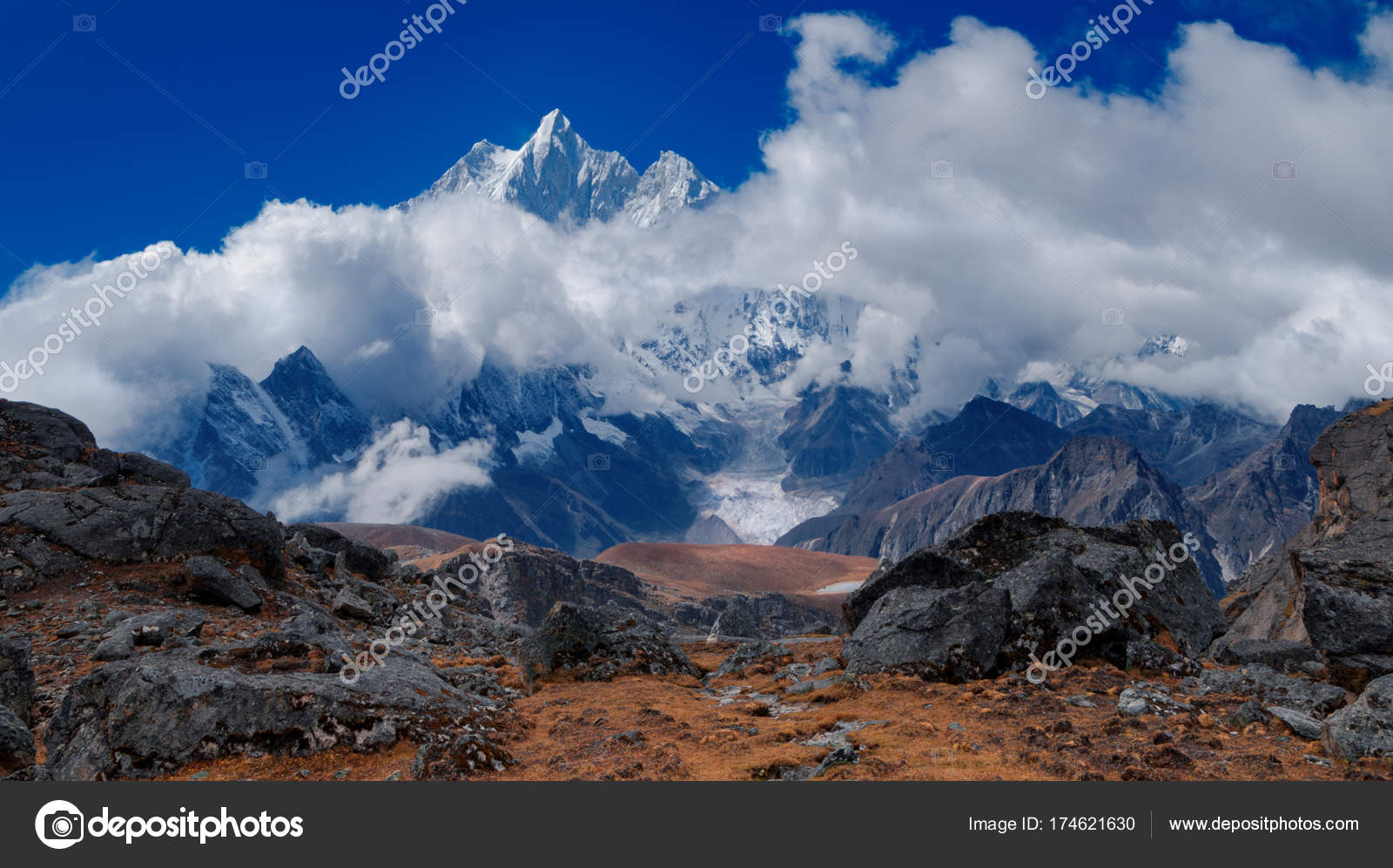 Landscape Everests Eastern Face Look Reflection Mount Everest ...