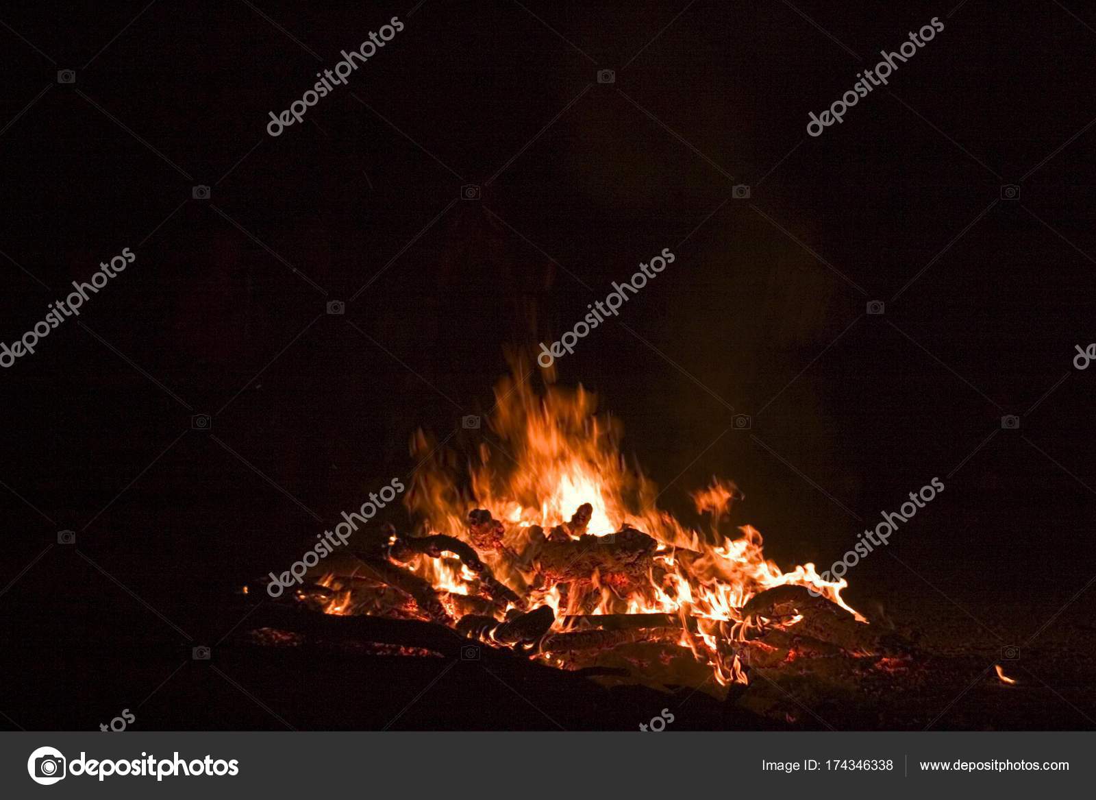 Barbecue Big Fire Night — Stock Photo © imagebrokermicrostock #174346338