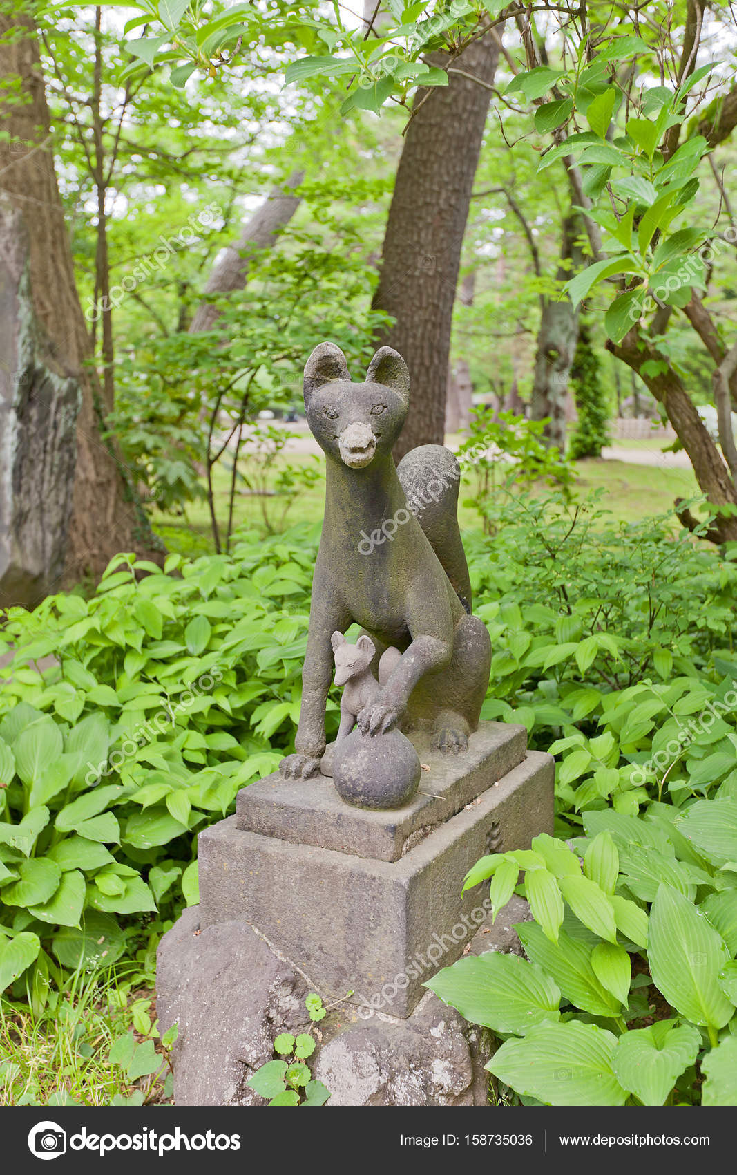 Fox statue in Hachiman Shinto Shrine, Akita, Japan – Stock Editorial ...
