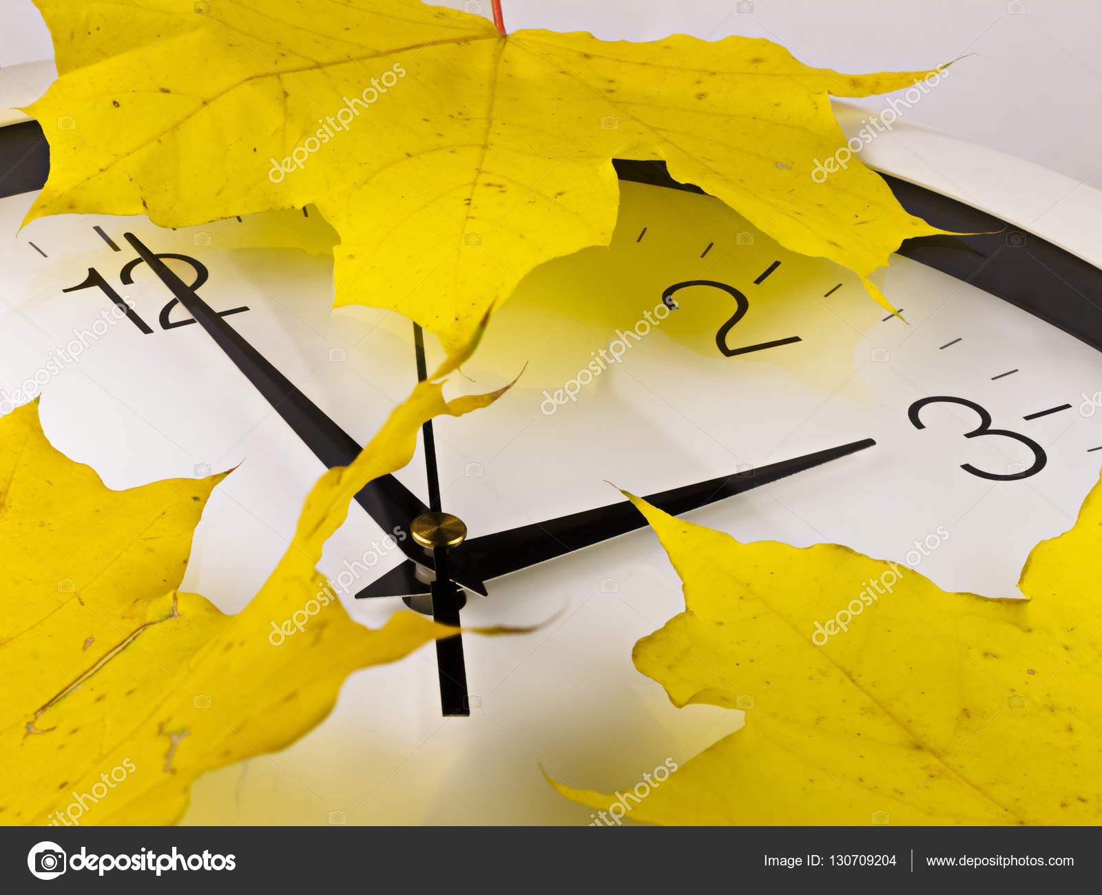 Fall back, winter time. Clock face with maple leaves. — Stock Photo ...