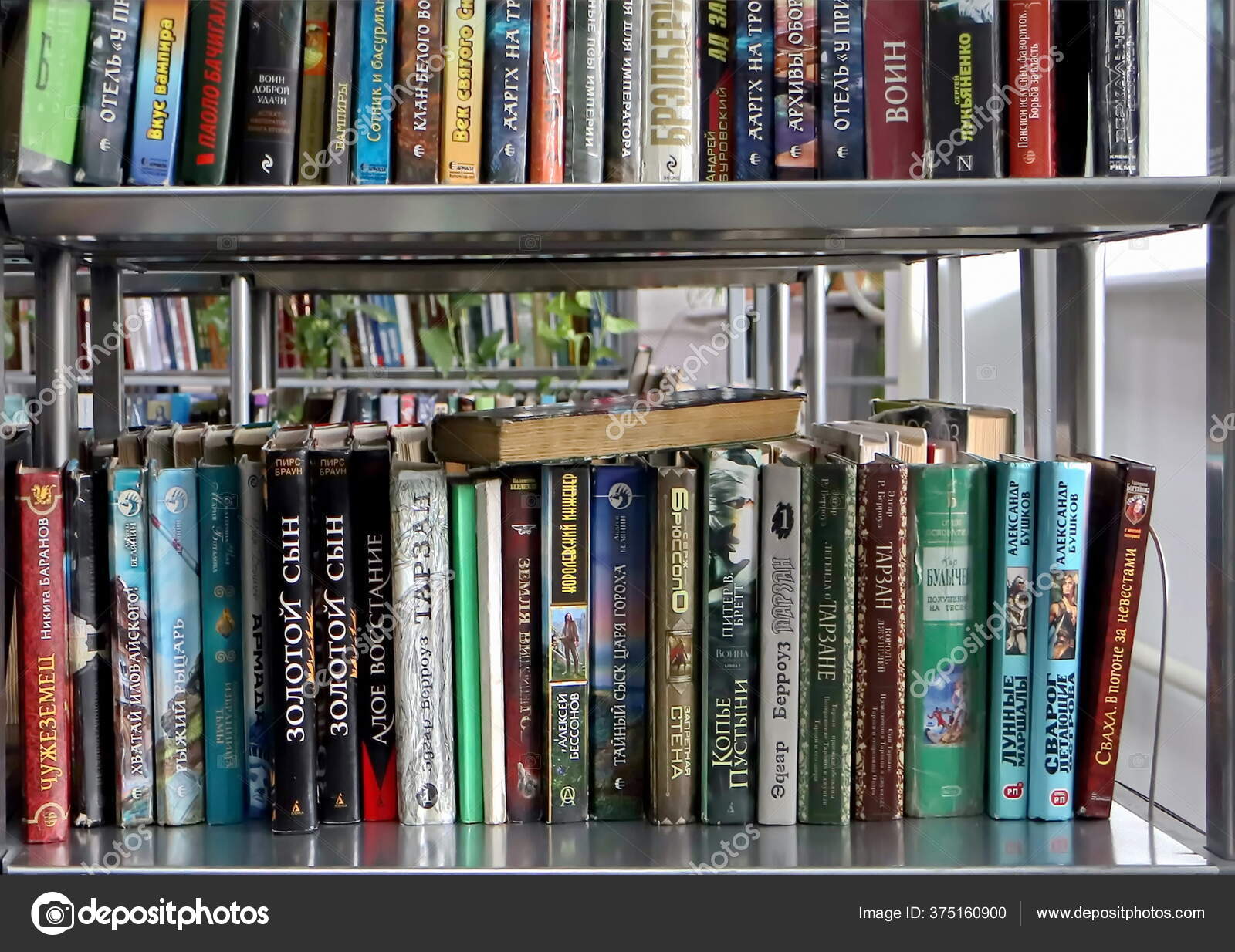 Books Racks Library – Stock Editorial Photo © Velfoto #375160900