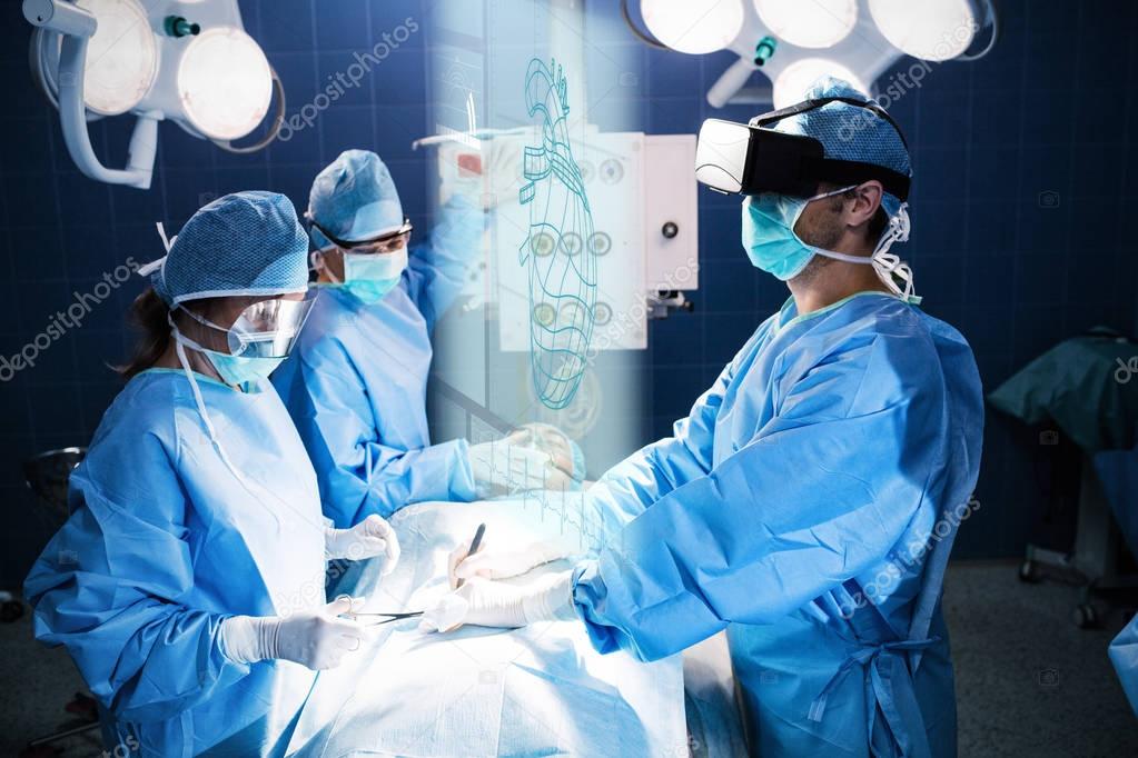 Surgeons performing operation — Stock Photo © Wavebreakmedia #131683790