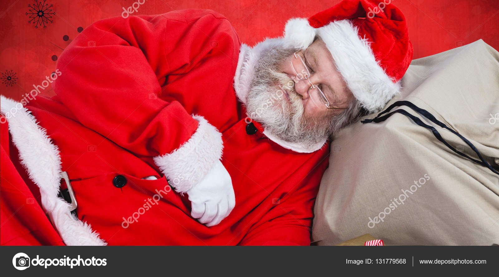 Santa claus sleeping — Stock Photo © Wavebreakmedia #131779568