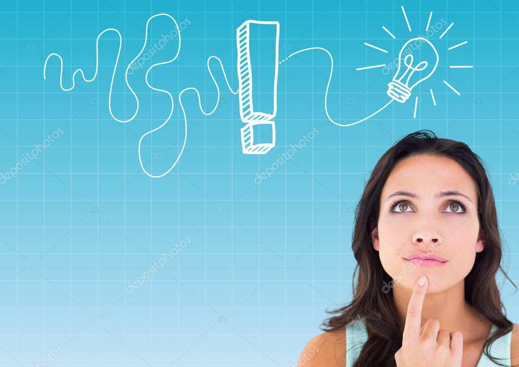 Mujer hermosa reflexiva con signo de exclamaci n dibujado y bombilla iluminada 2024