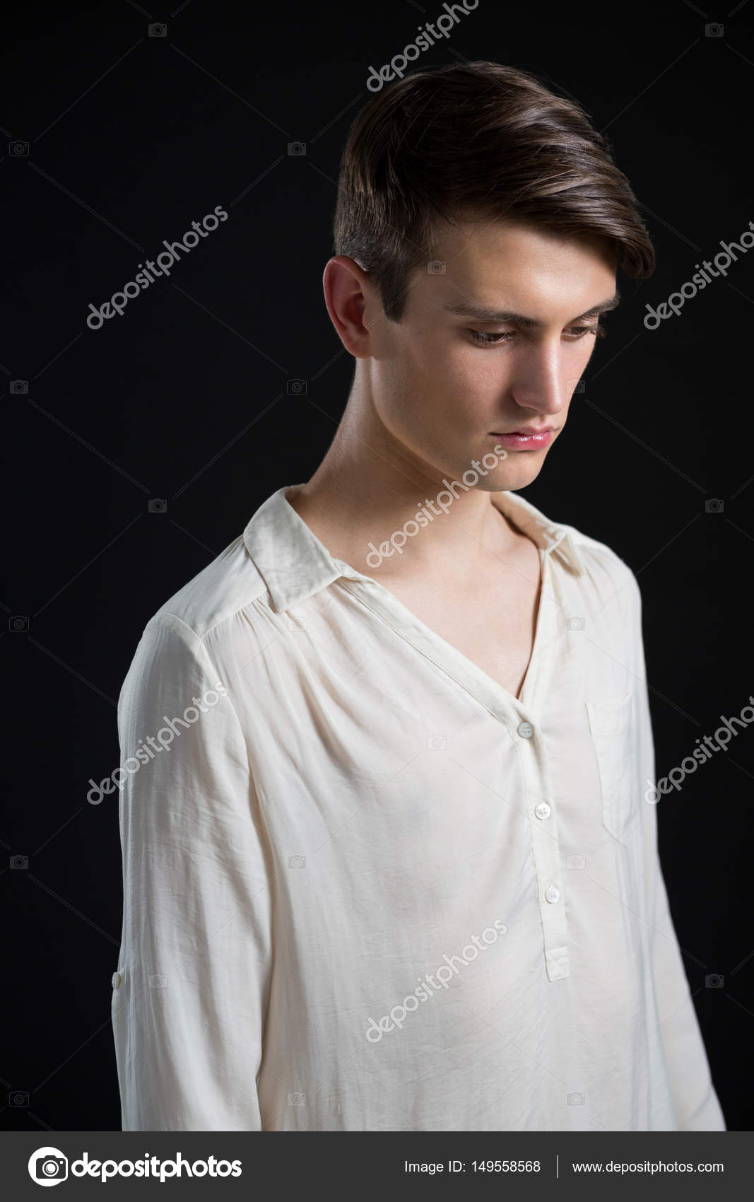 Androgynous man posing — Stock Photo © Wavebreakmedia #149558568