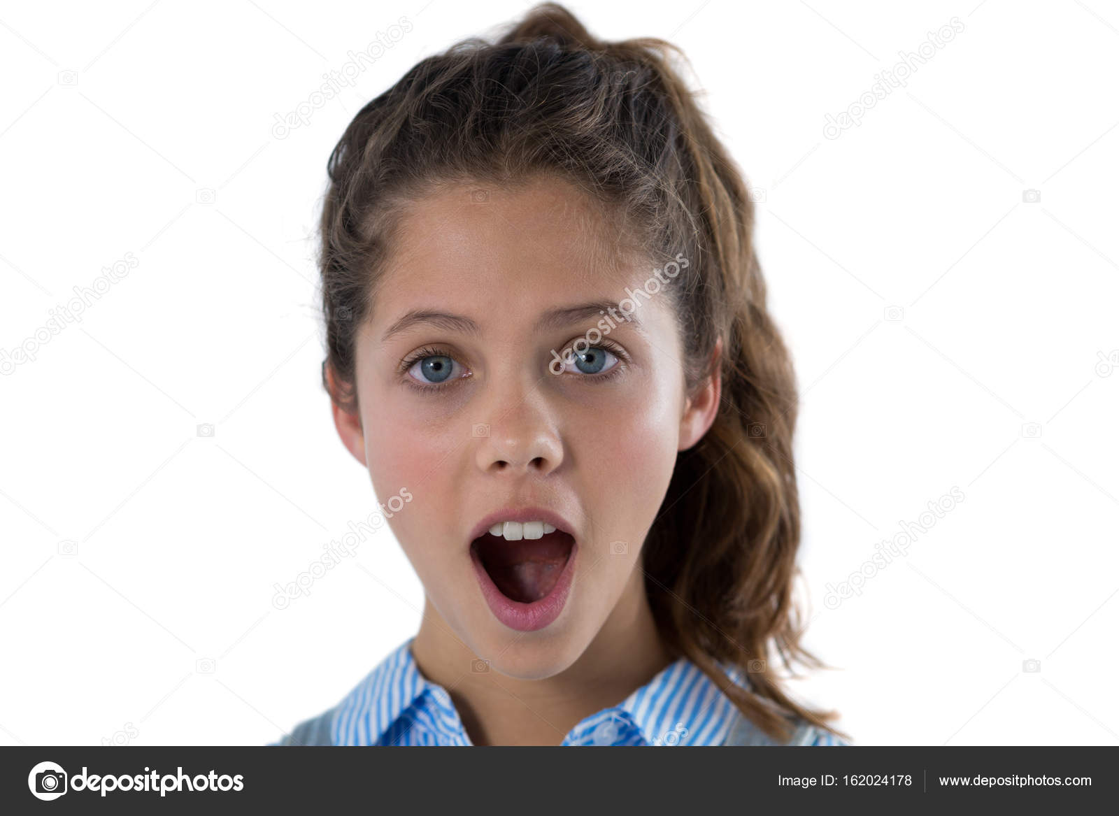 Portrait of shocked teenage girl — Stock Photo © Wavebreakmedia #162024178