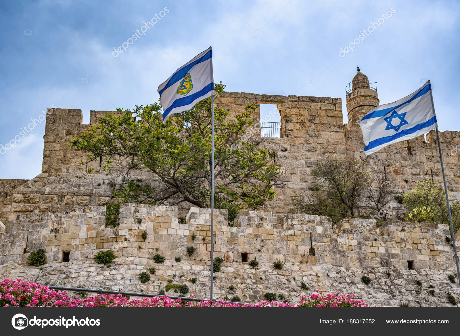 Fortification medieval walls of Jerusalem Stock Photo by ©waupee 188317652