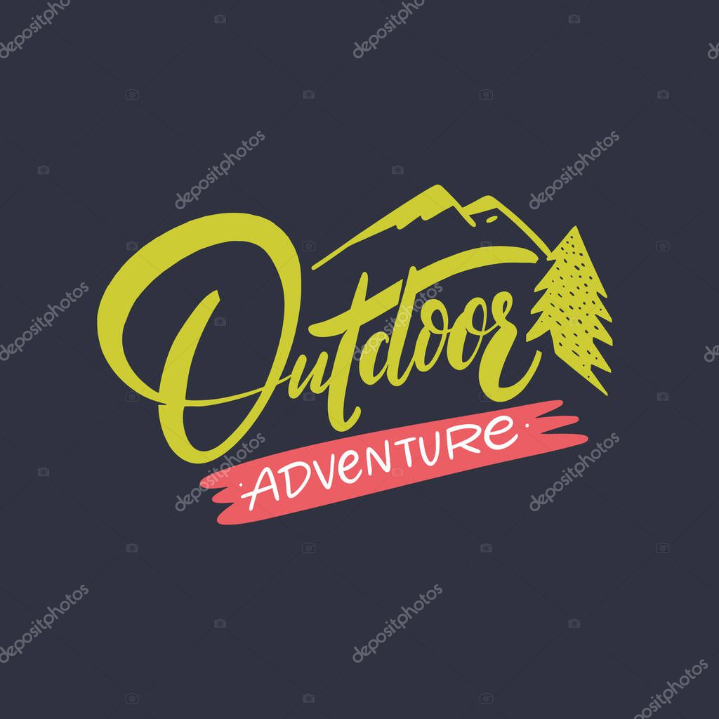 Aventura al aire libre. Caligrafía moderna. Frase de letras ...
