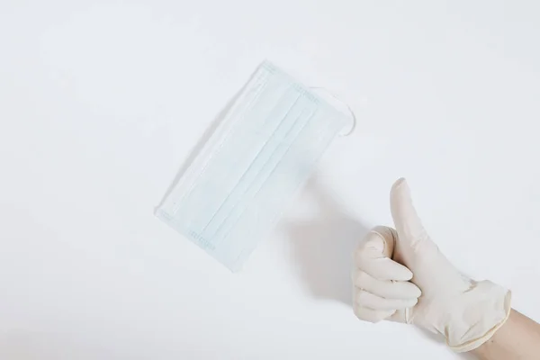 Egyszínű Kék Maszk Vírusok Elleni Védelemre Fehér Alapon Kovid ...