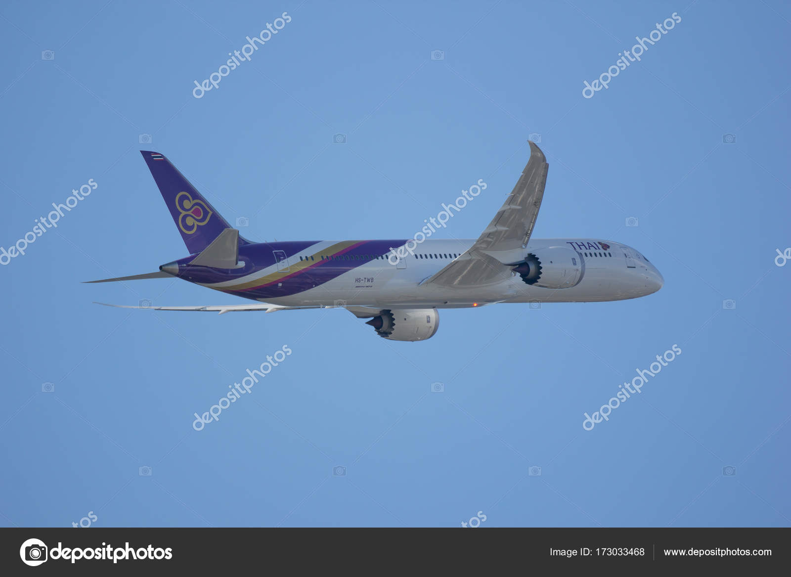 Boeing 787-900 Dreamliner HS-TWB of Thaiairway. – Stock Editorial Photo ...