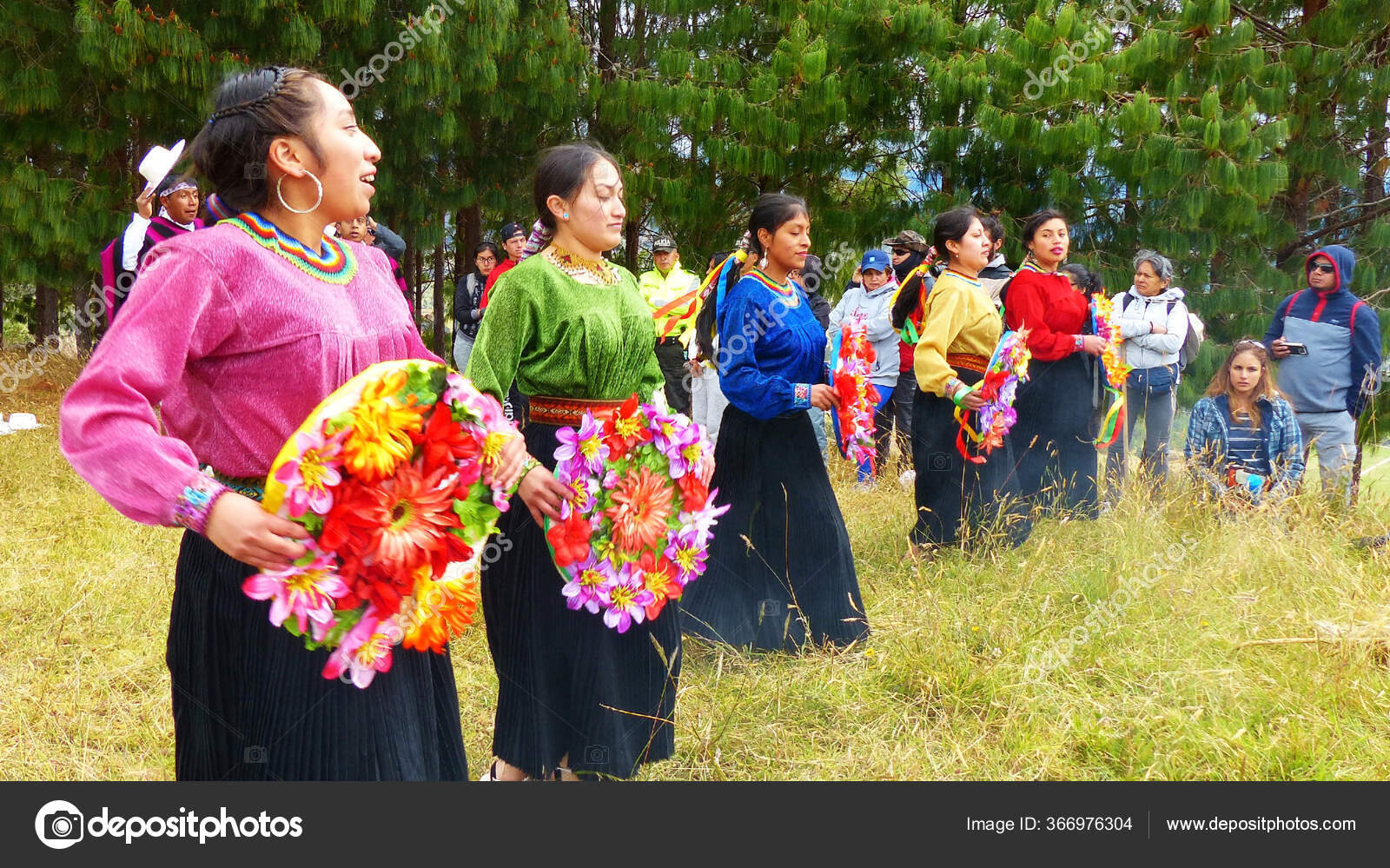 Cumbe Azuay Ecuador September 2018 Group Folk Dancers Performs Dance ...