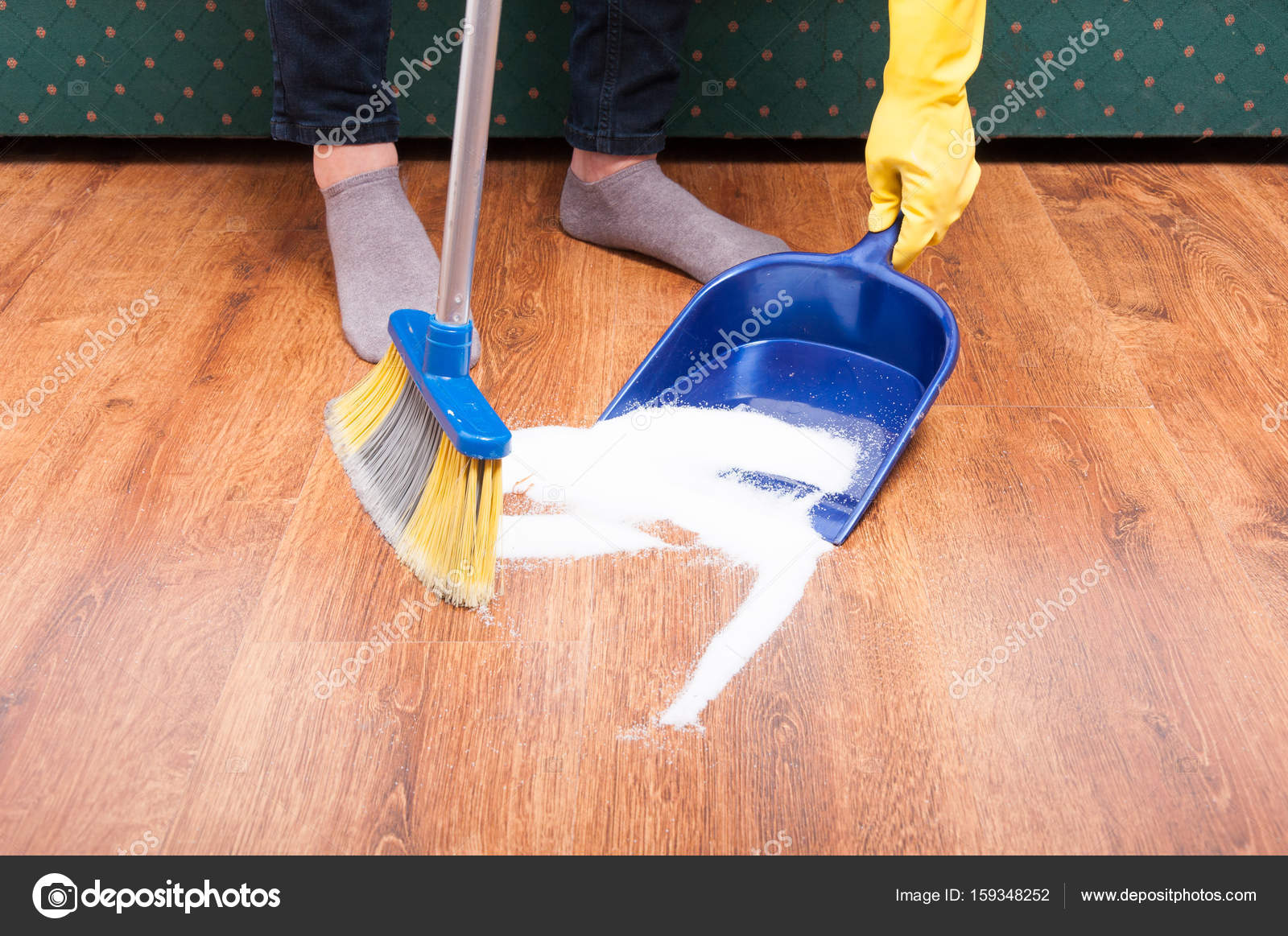 Housekeeping lady cleaning the mess from the floom — Stock Photo ...