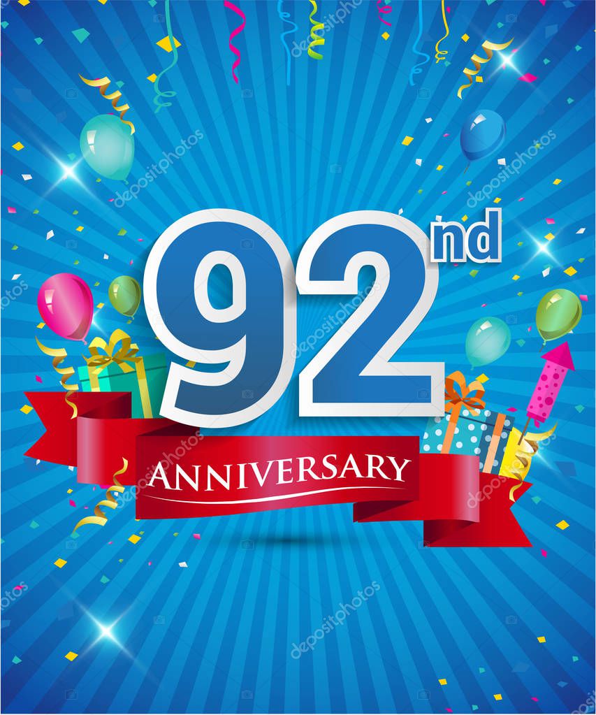 Celebrando 92 a os de logotipo del aniversario, con confeti y globos, cinta roja, coloridos ...