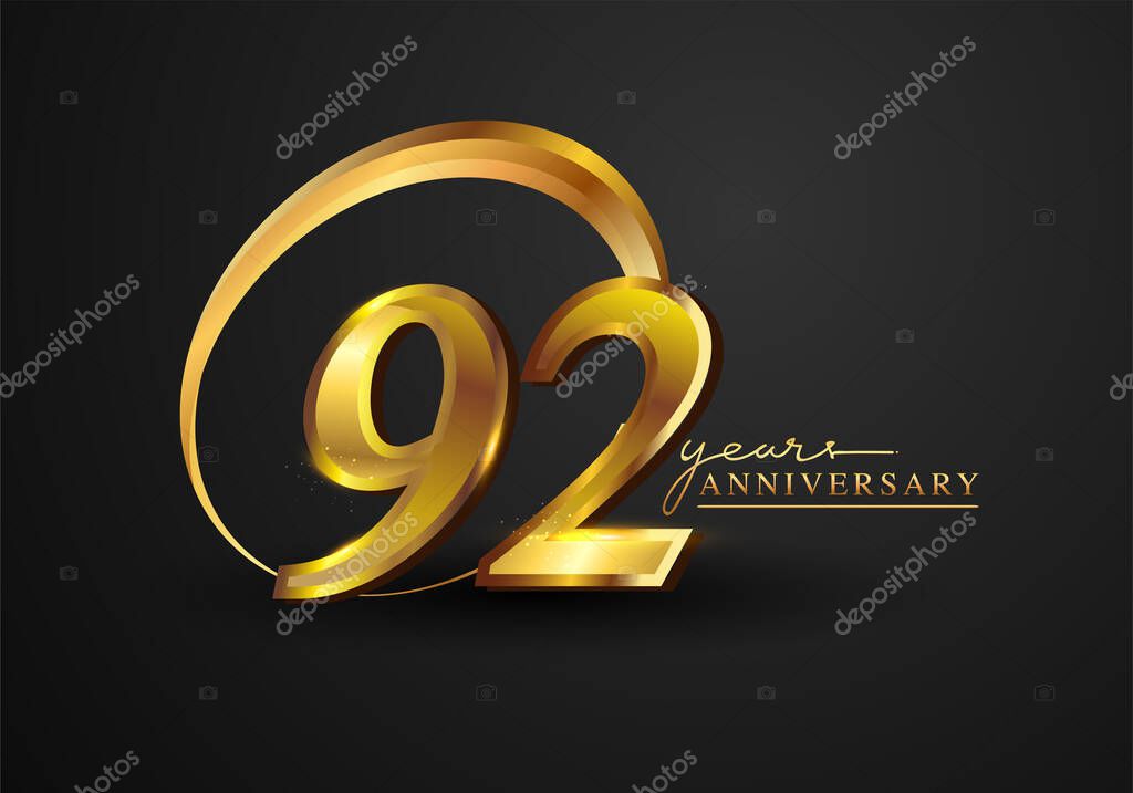 92 años de celebración del aniversario. Logo de aniversario con anillo y elegancia color dorado ...