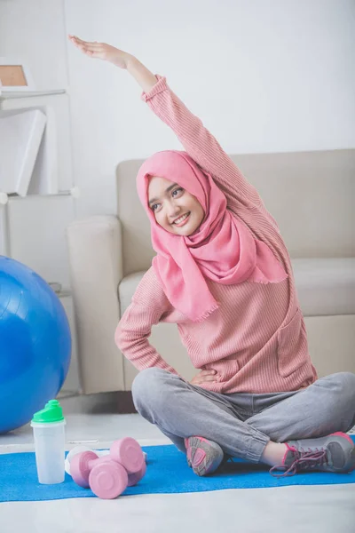Muslim woman fitness Stock Photos, Royalty Free Muslim woman fitness ...