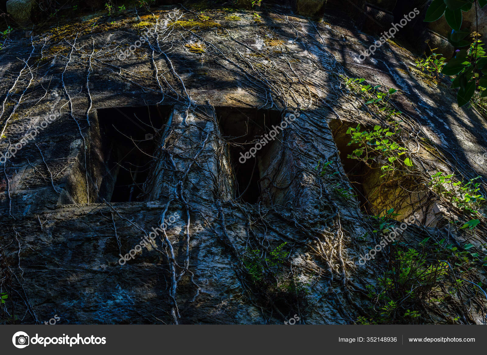 Butron Castle One Most Impressive Beautiful Medieval Castles Basque ...