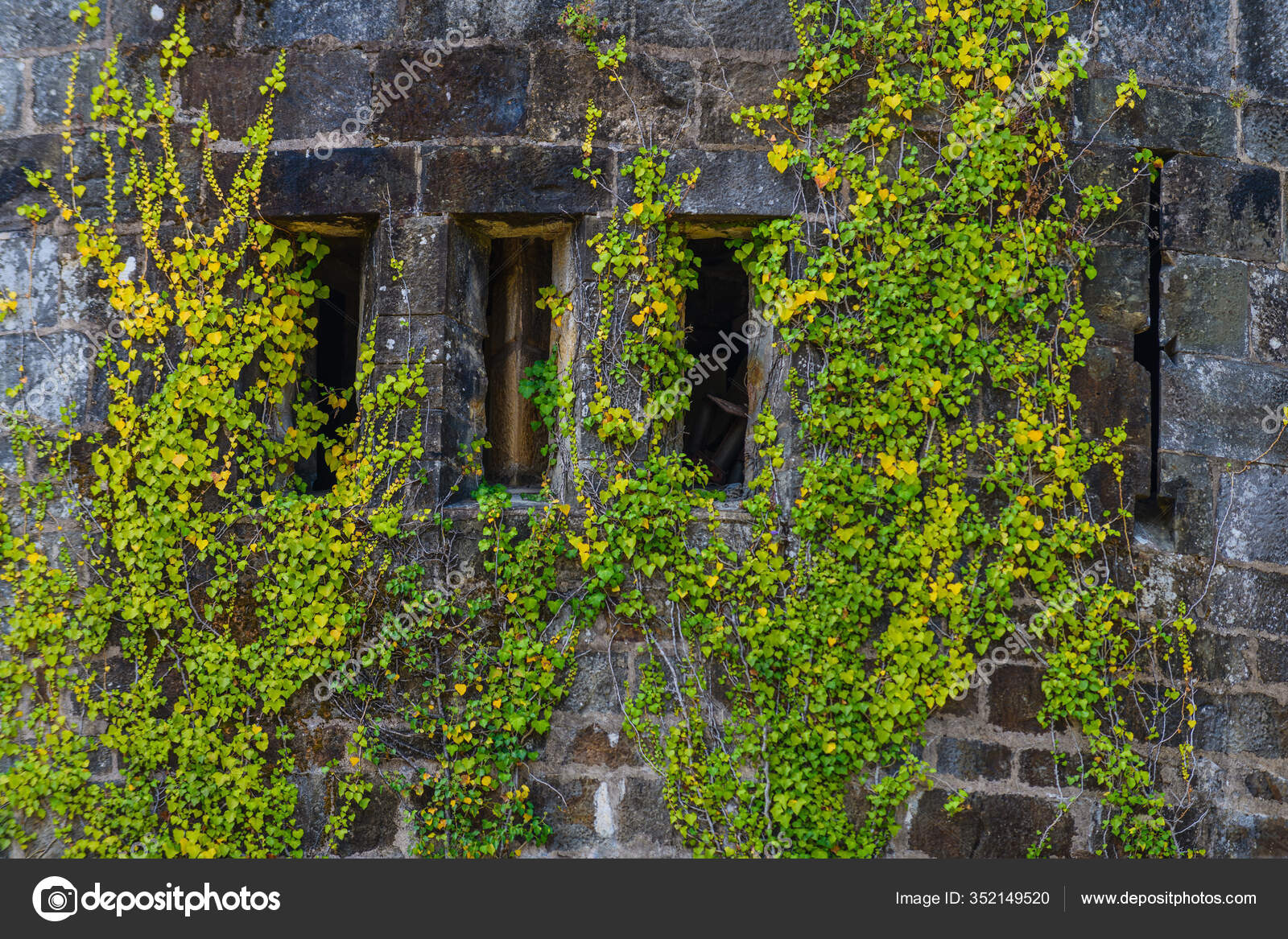 Butron Castle One Most Impressive Beautiful Medieval Castles Basque ...