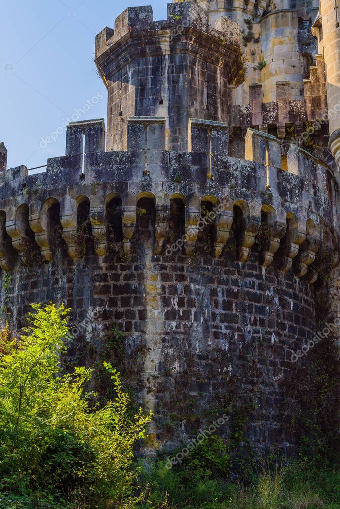 El Castillo de Butron es uno de los castillos medievales m s ...