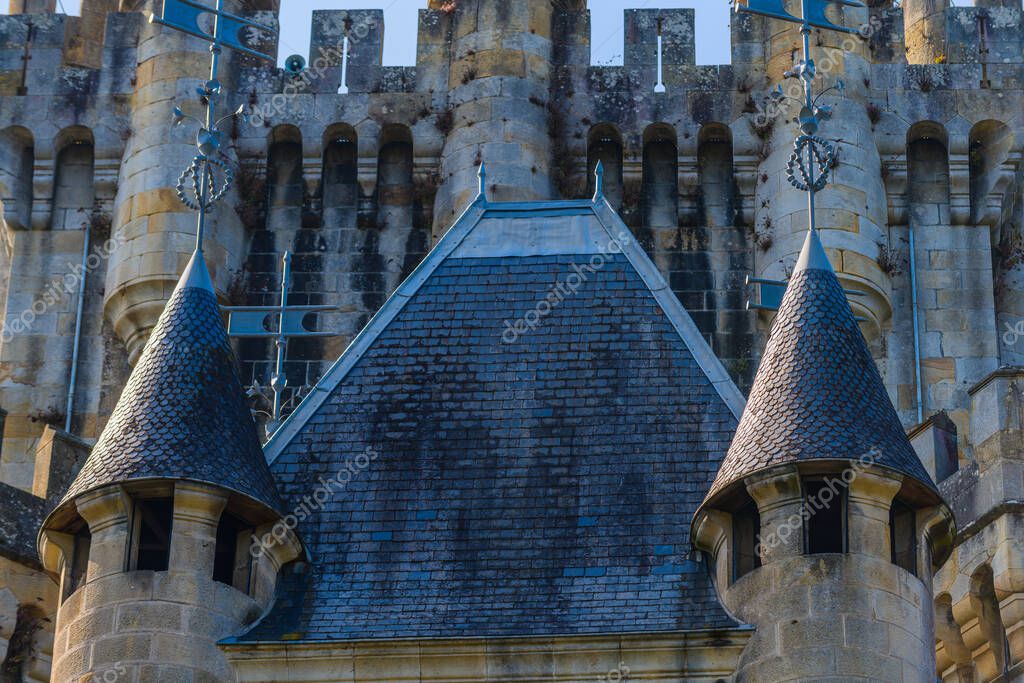 El Castillo de Butron es uno de los castillos medievales más ...