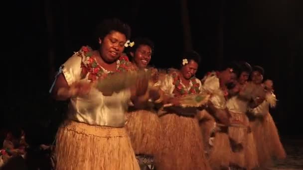 Indigenous Fijian women dancing the traditional Meke female dance Stock ...