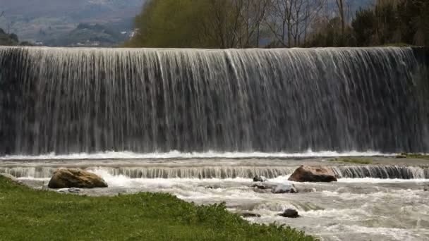 65,000 Waterfall flowing Stock Videos, 4K & HD Footage | Depositphotos